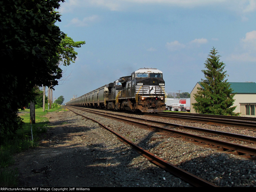 NS 8366 Heads West.